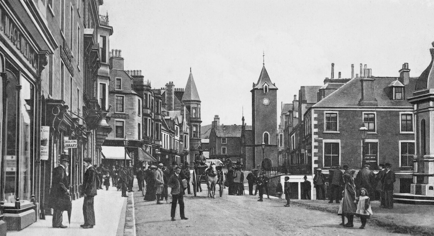 The Crieff Monuments - Culture Perth & Kinross